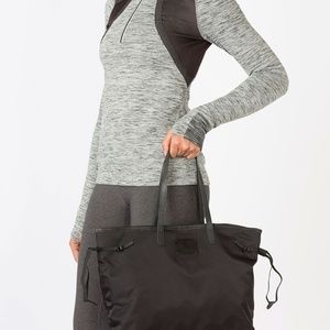 MPG | Bags | Soho Modern Tote | Poshmark